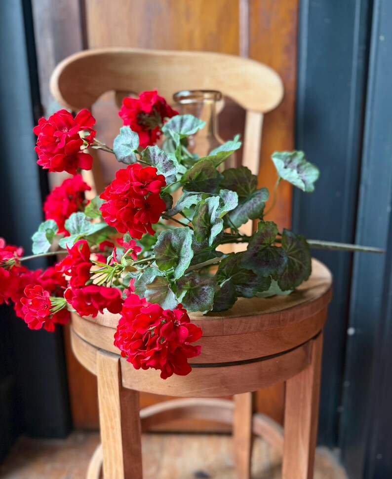 Artificial Red Geranium Bush, Summer Floral Display - Etsy