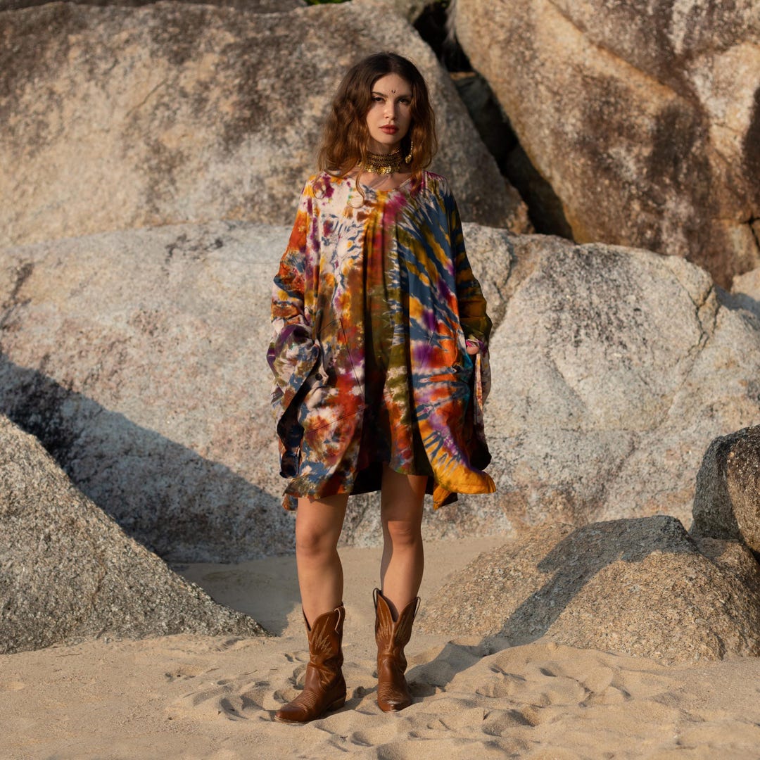 Plus Size Tie-dye Kimono Dress With Pockets – Cosmic Harvest Festival ...