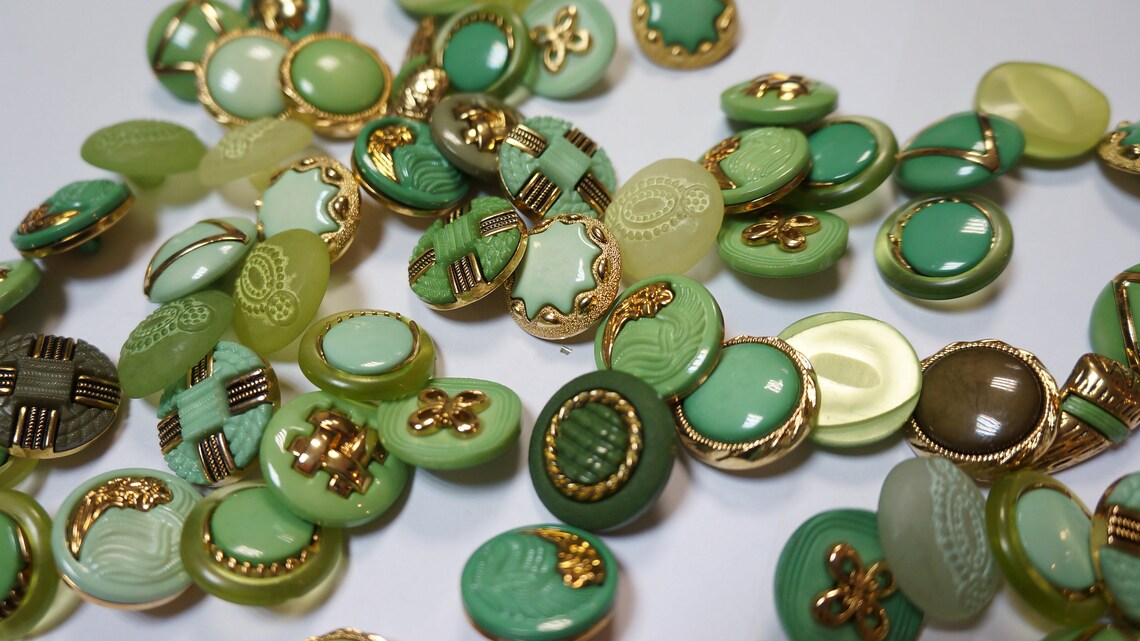 Buttons Mix Light Green Gold Tone 65 Pieces Mix Green Buttons - Etsy