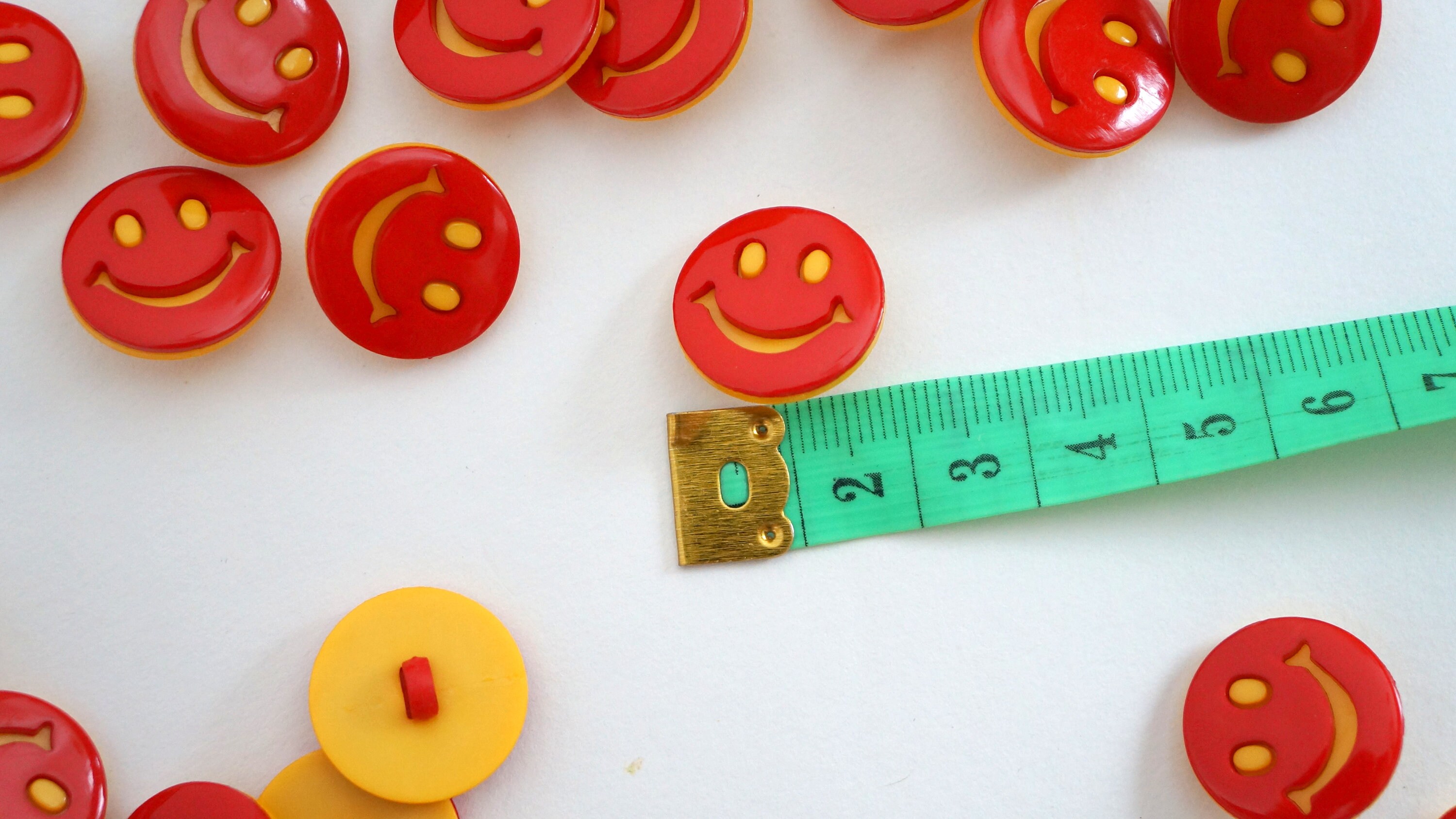 Emoji Smile Buttonsbuttons Shank 12 Pcs Setsmiley Face Shank - Etsy