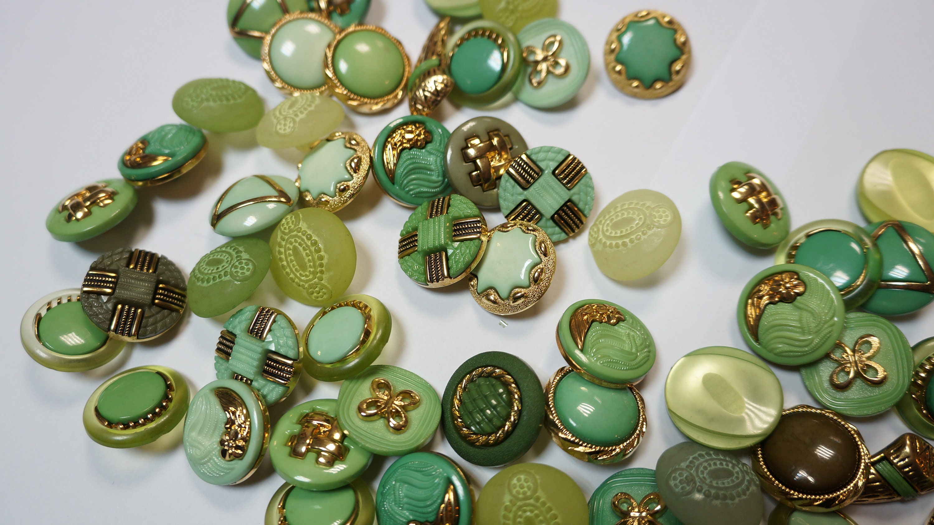 Buttons mix light green gold tone 65 pieces mix green buttons | Etsy