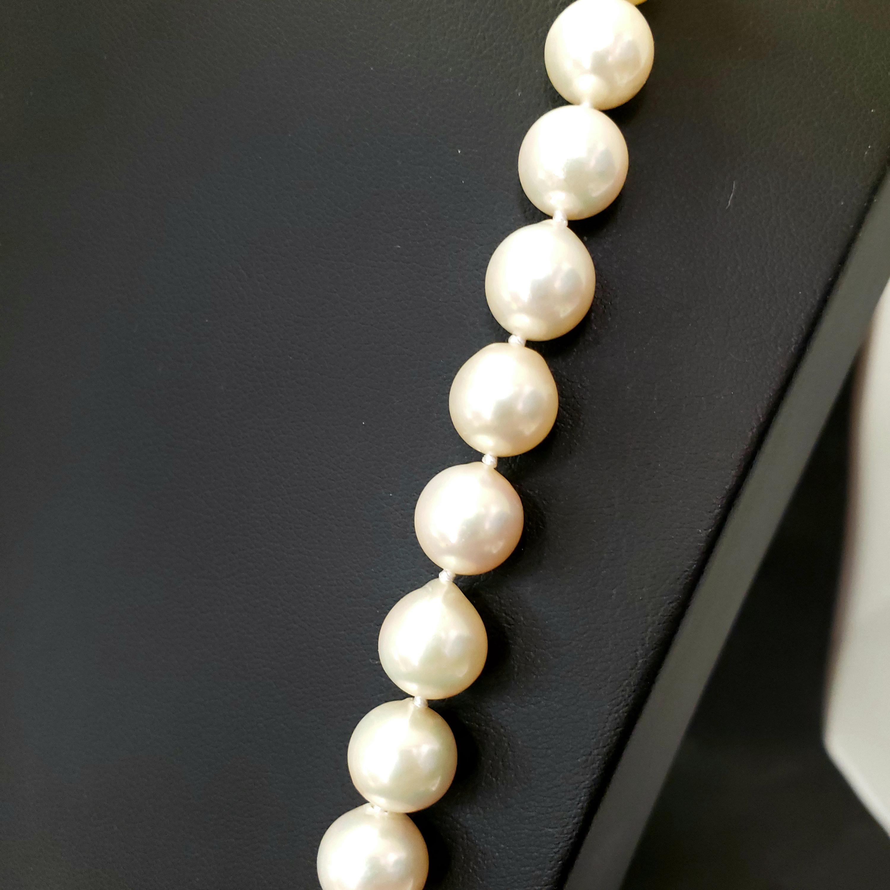 33 Inch Opera Length Akoya 9.5 to 9.8 Millimeter Continuous Pearl ...