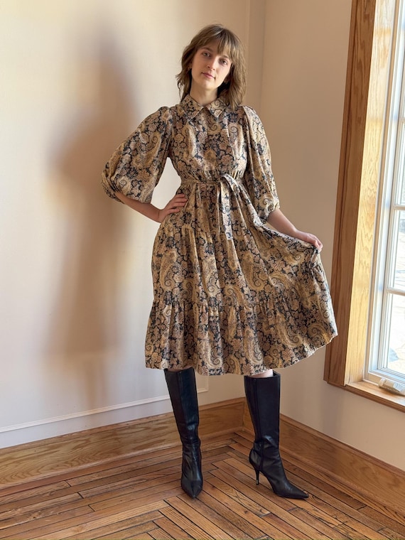 70s Jeanette by Evelyn de Jonge Paisley Tier Circle S… - Gem