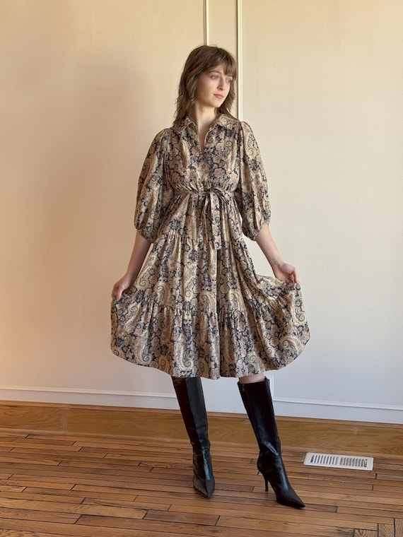 70s Jeanette by Evelyn de Jonge Paisley Tier Circle S… - Gem