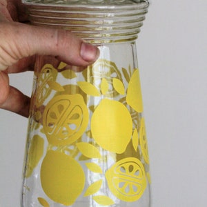 Glass Lemonade Pitcher With Pour Lid, 24 Ounces - Etsy