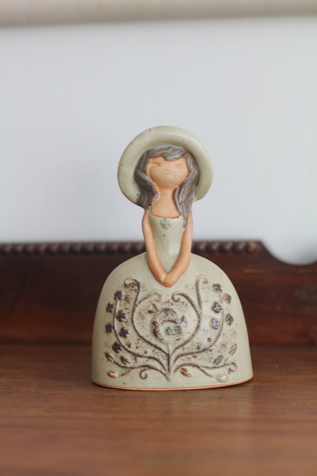 Tucci Japan Lady in Dress and Bonnet Bell - Etsy