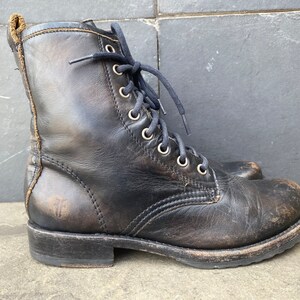 FRYE Vintage Veronica Distressed Leather Combat Boots Laced Black Women ...
