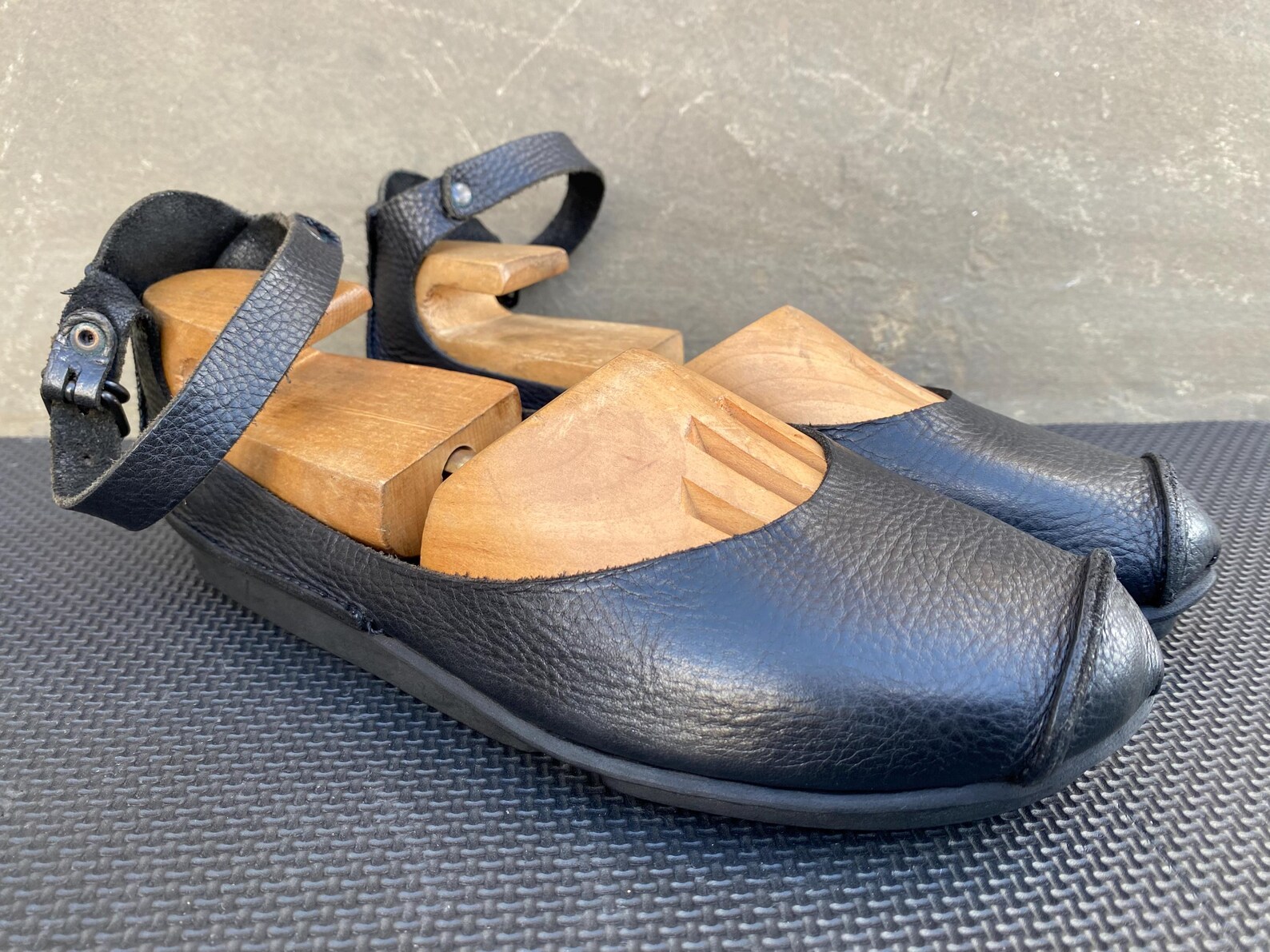 Trippen Black Medieval Leather Comfort Mary Jane Court Shoe TIDY EU 37 US 7 - Etsy