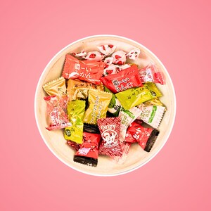Japanese Candy Gift Bag: Sakura Collection - Matcha, Plum & Red Bean ...