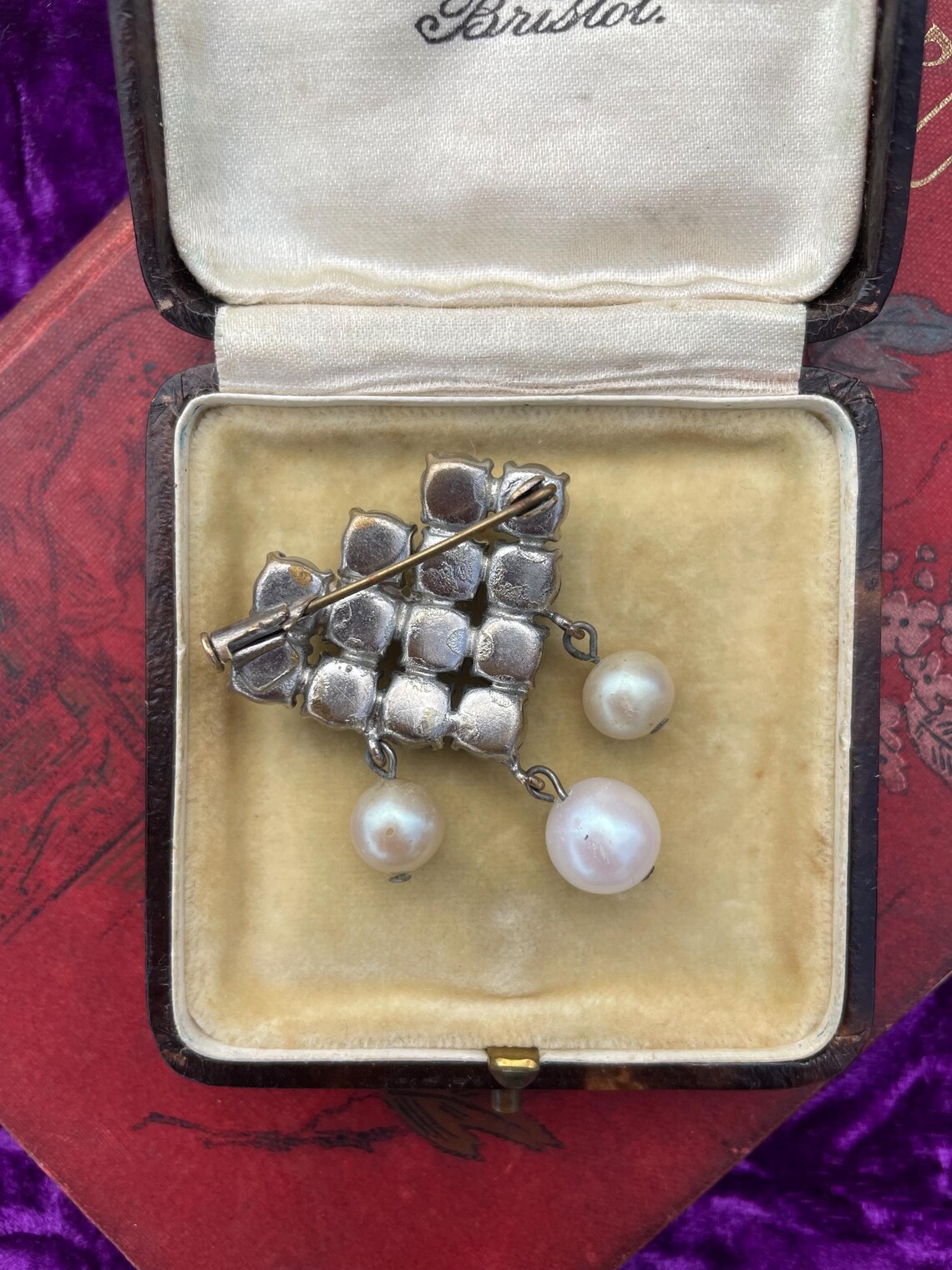 Vintage 1930s Art Deco Paste Faux Pearl Drop Geometric Chevron Trombone ...