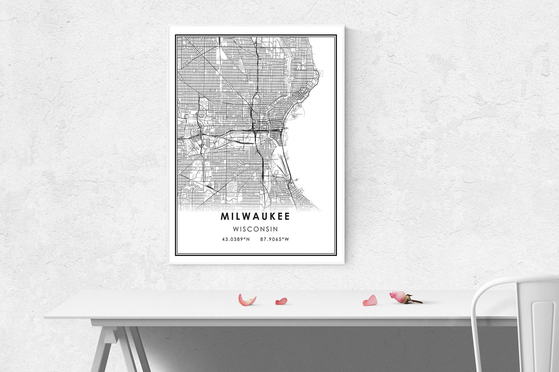 Milwaukee map print poster canvas Milwaukee city map print | Etsy