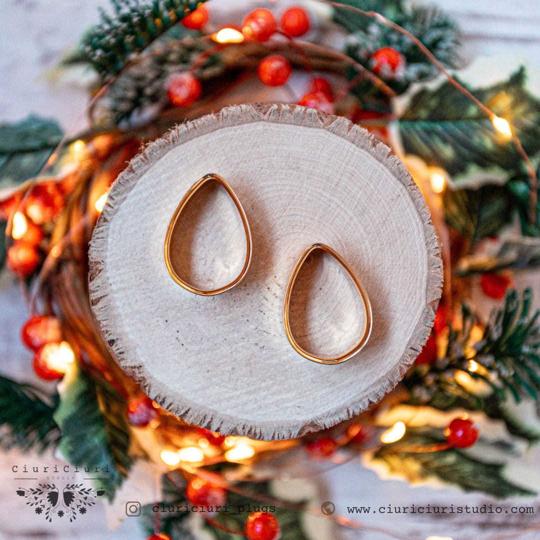 TEARDROP TUNNEL | Golden Drop Plugs - Chisel Piercing - From 8 Mm to 25 ...