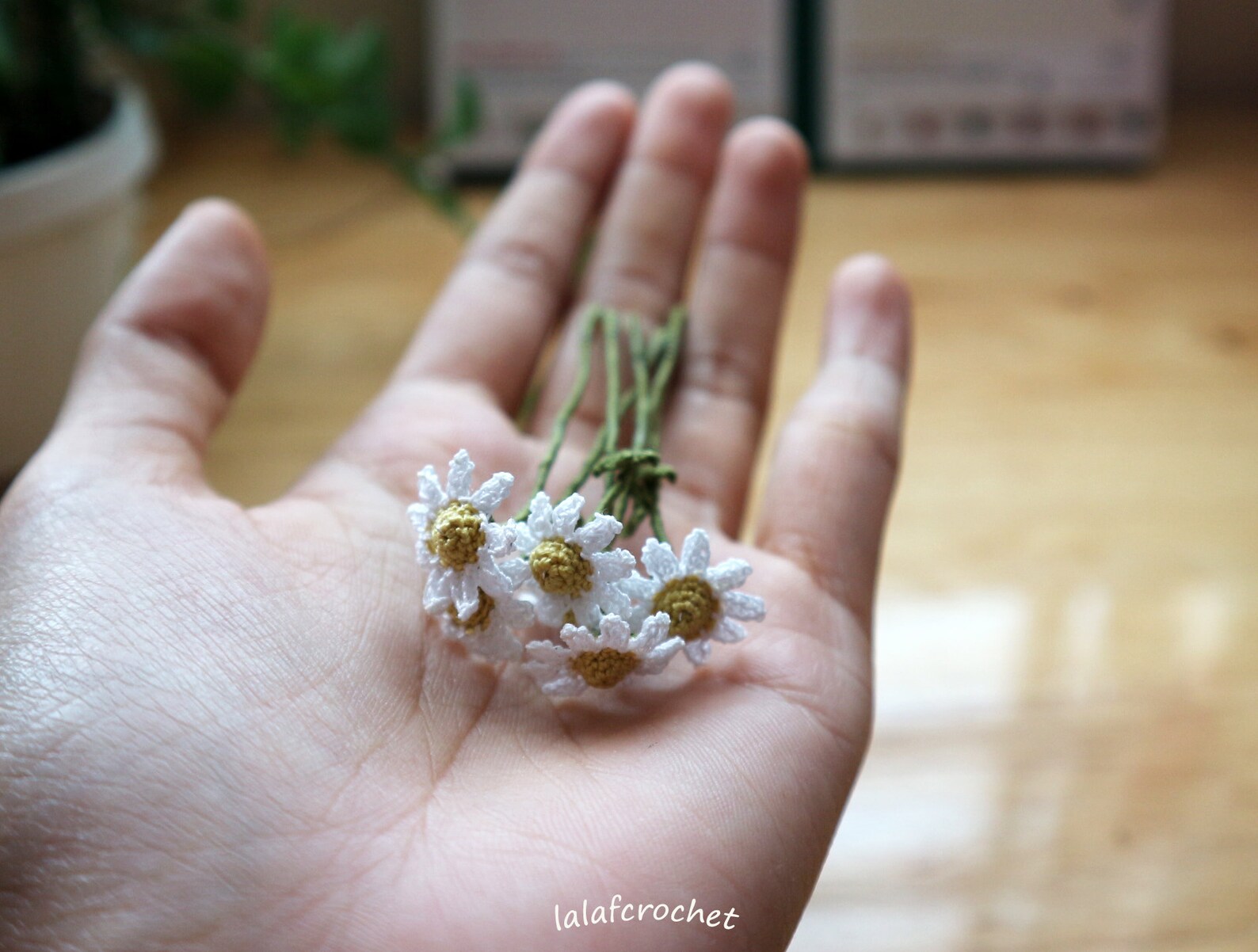 Miniature Daisy Dollhouse Flowers Collectible Fairy Garden | Etsy