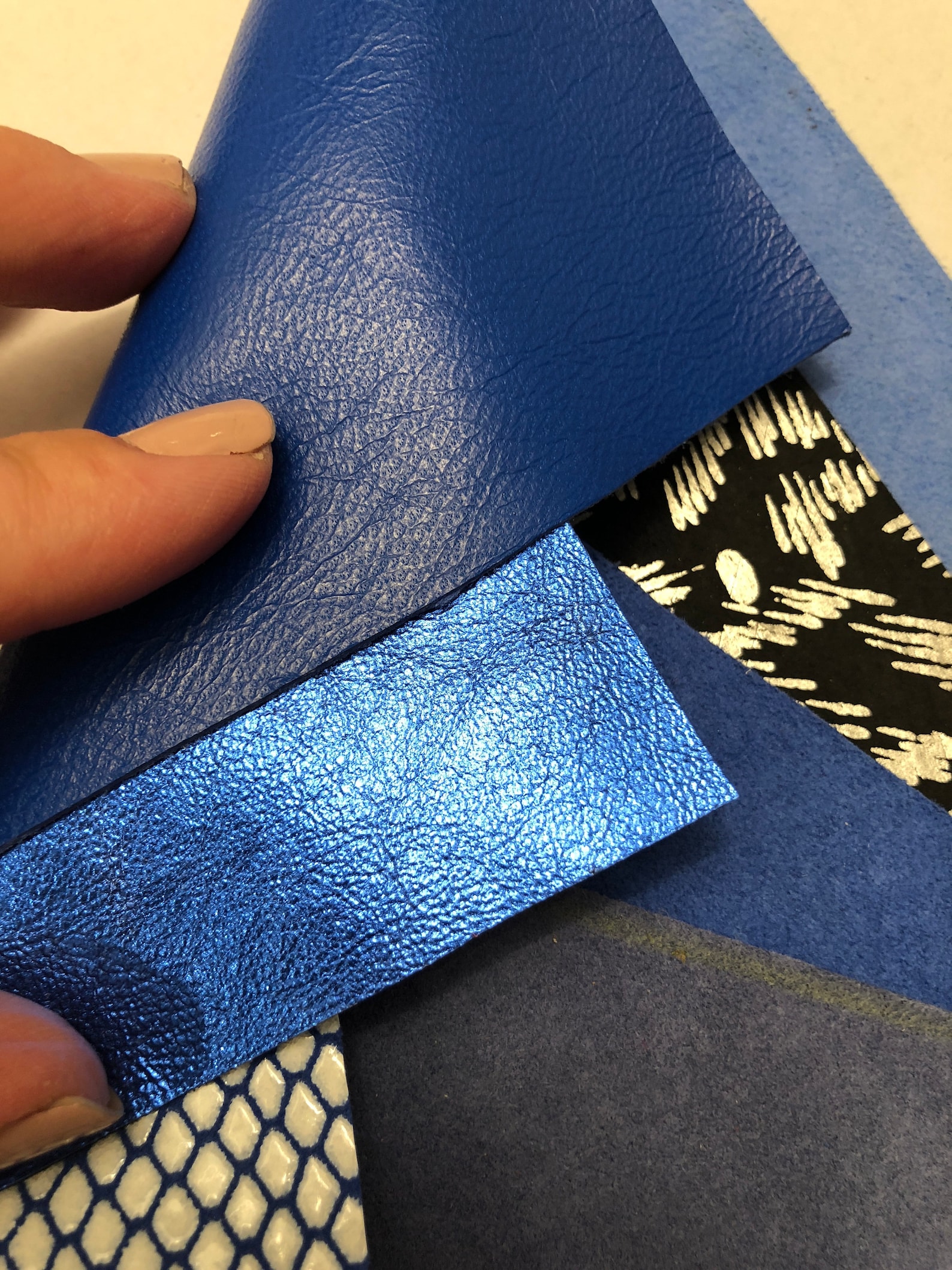 LEATHER BLUE Genuine Leather SHEETS Set, of 4 Pieces, Metallic Blue ...