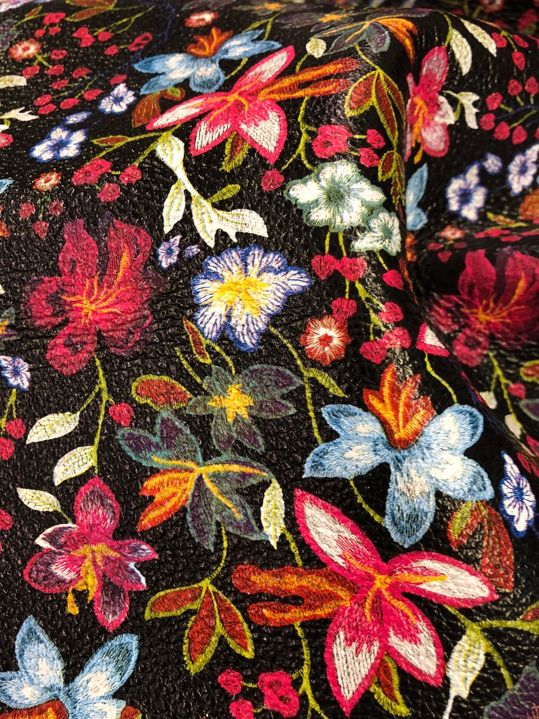 LEATHER 10"x10" SPRING Flowers/genuine Leather Hide/embroidered Look ...