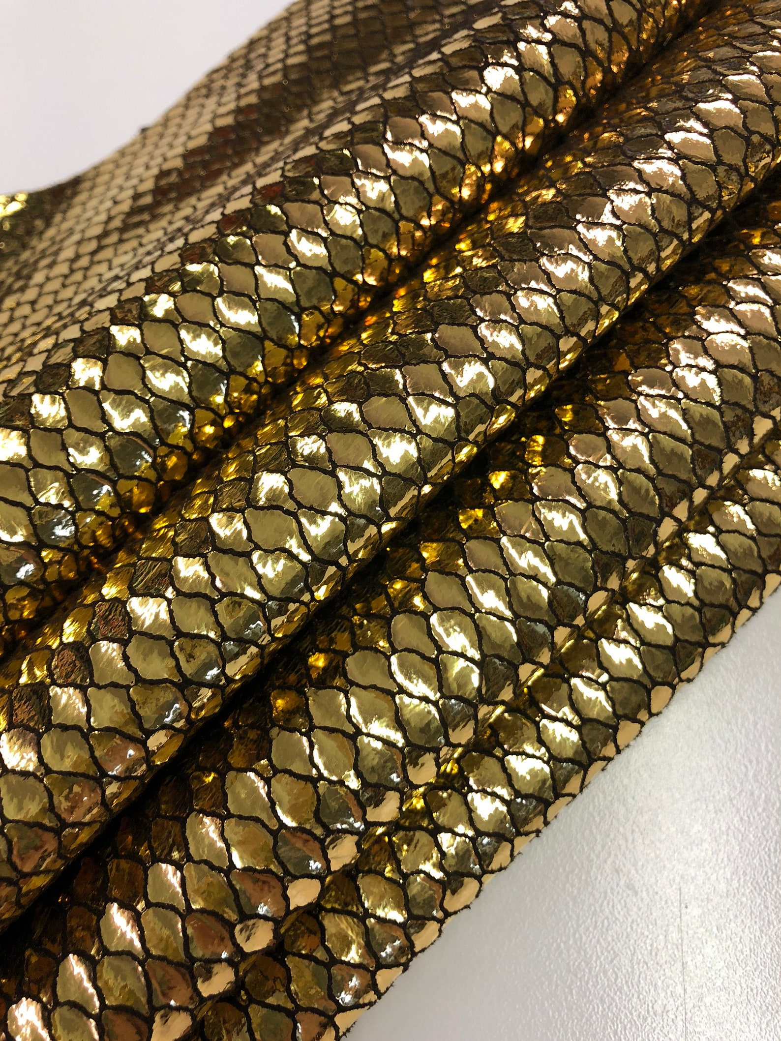 LEATHER GOLD Metallic SNAKE Scale Snakeskin/genuine Lambskin/leather ...