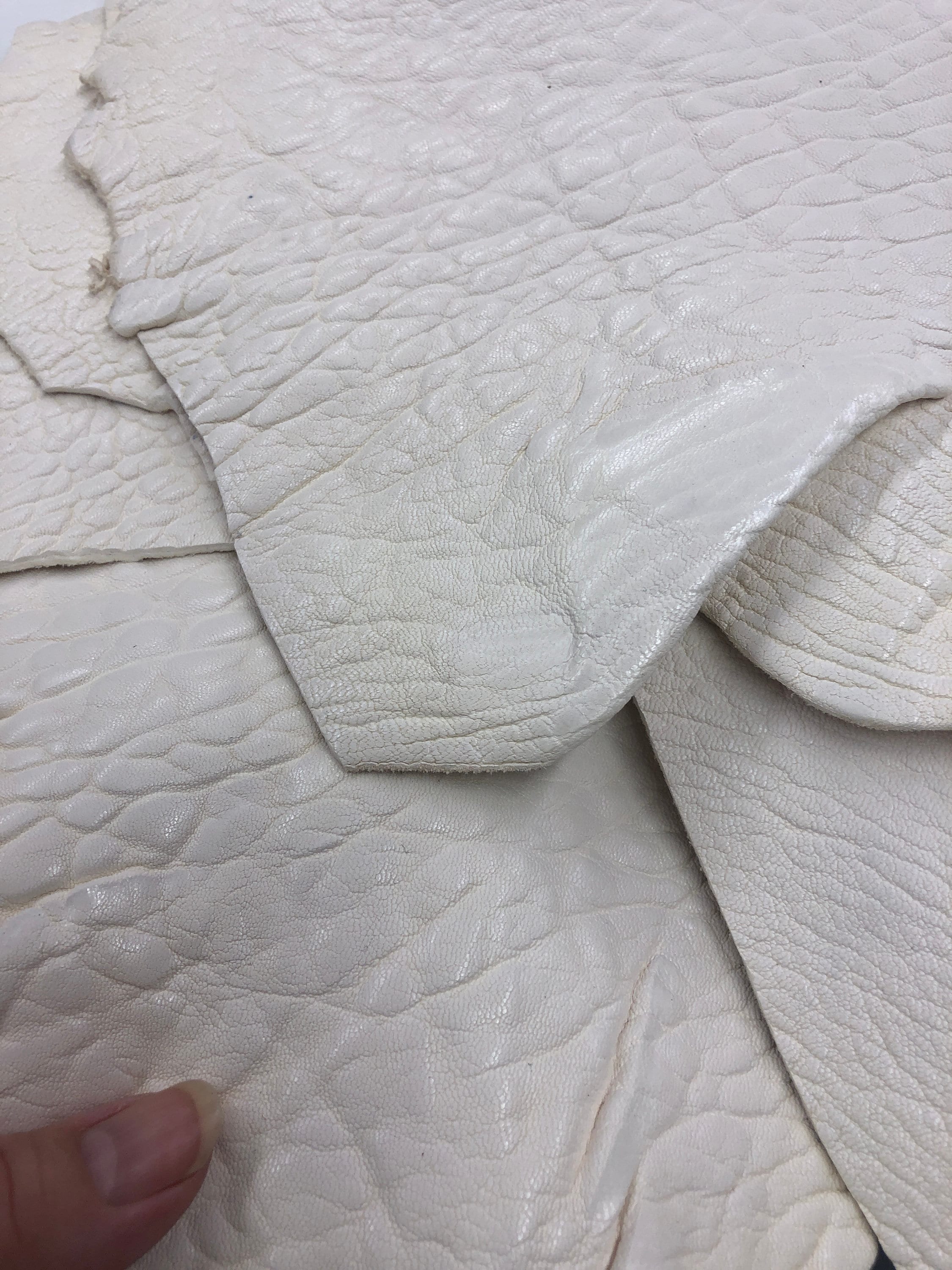 LEATHER TEXTURED Goatskin hide thickness 1.2 mm skin size | Etsy