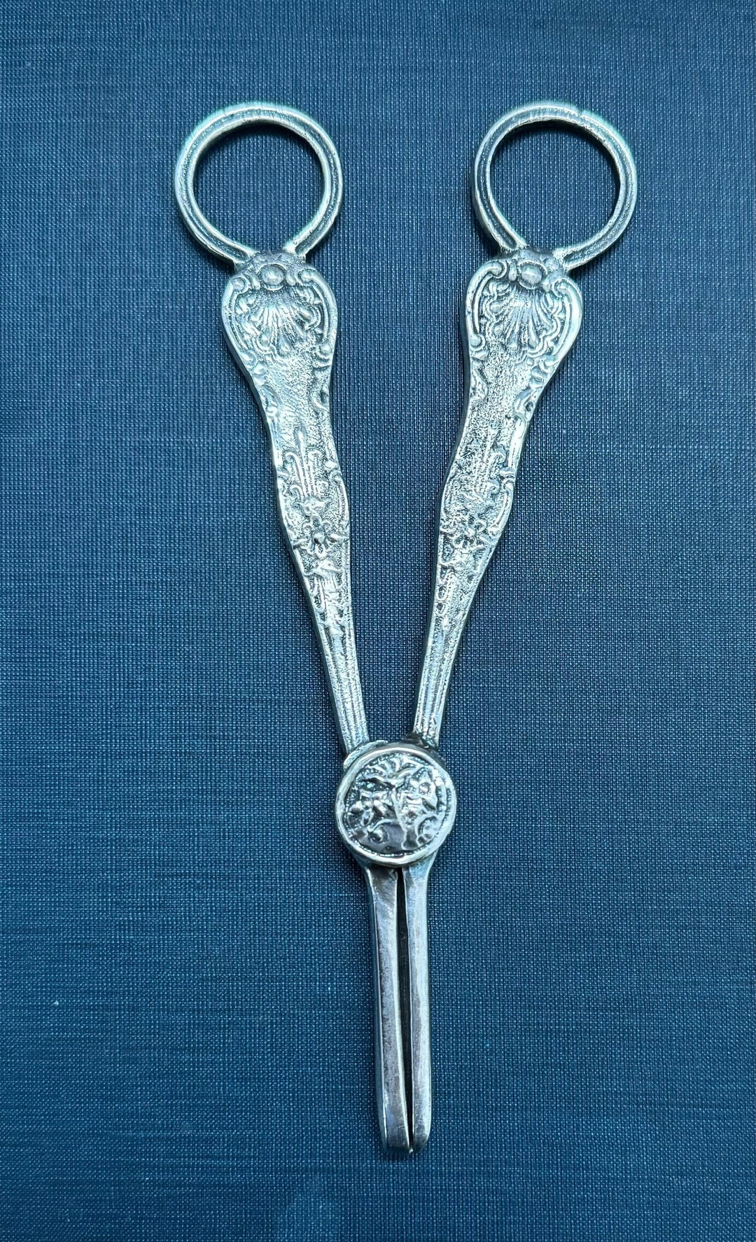 Lovely Antique English Grape Scissors in the King's Pattern FREE POST ...