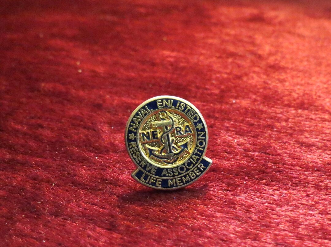 Vintage Naval Enlisted Reserve Association Life Member Pin Circa 1980s ...
