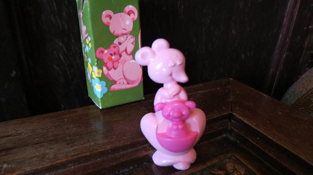 Vintage NOS NIP Avon Rock-a-roo Pin Pal Fragrance Glace' 1975 Unused W ...