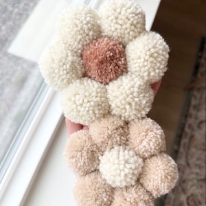 Boho Pom Pom Daisy Trio / Boho Daisy Decor / Set of Three Flower Daisy ...