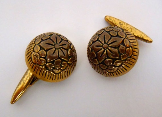 Antique Art Nouveau Embossed Floral Button Cufflinks - Gem