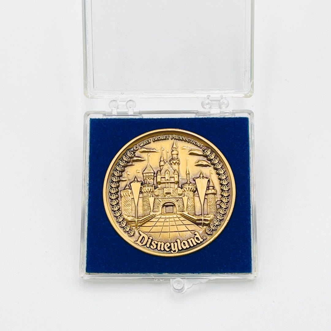 Vintage 80's Disneyland Castle Coin Medallion Souvenir Memorabilia ...