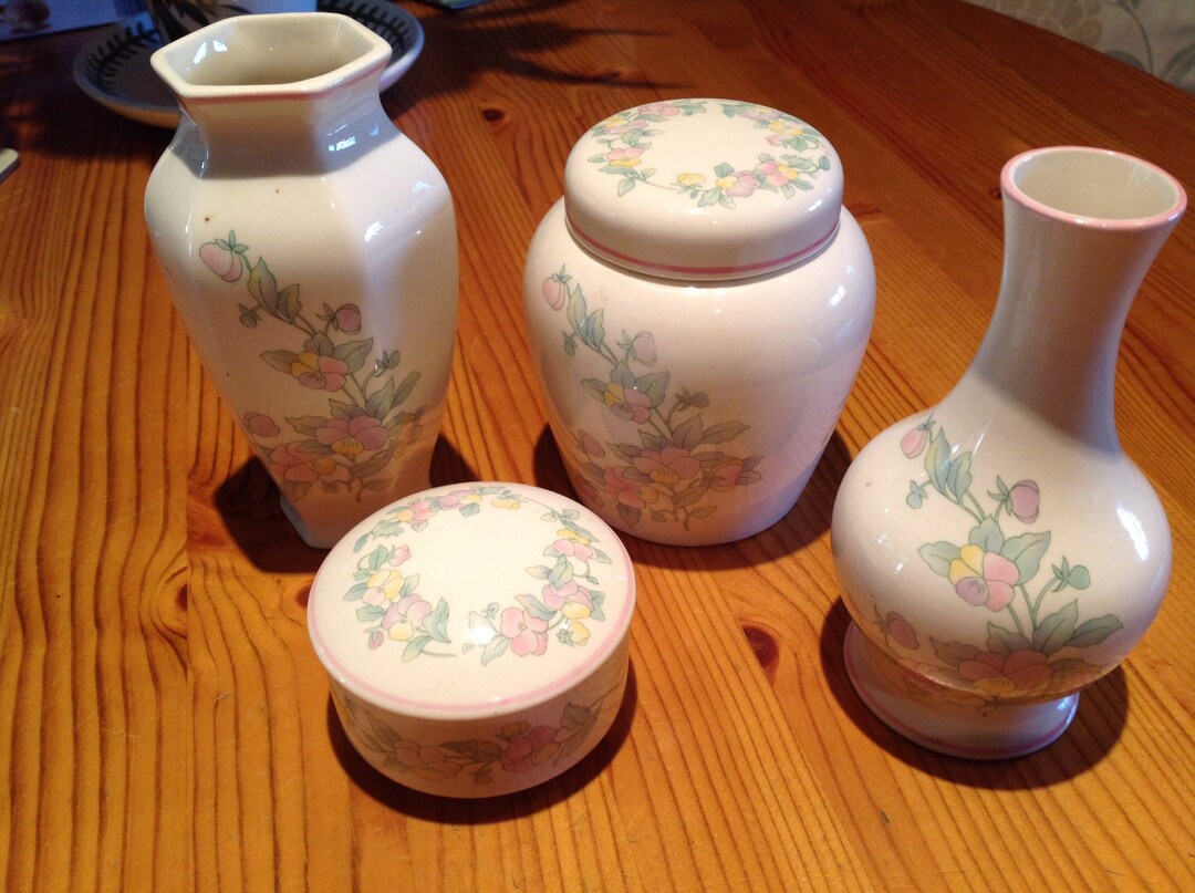 Vintage Royal Worcester Pottery - Palissy , Chantille - Etsy