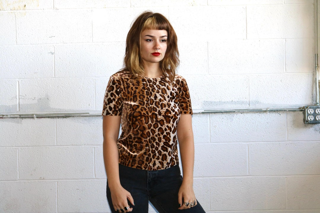 Vintage 80's "patty" Velvet Cheetah Tee - Etsy