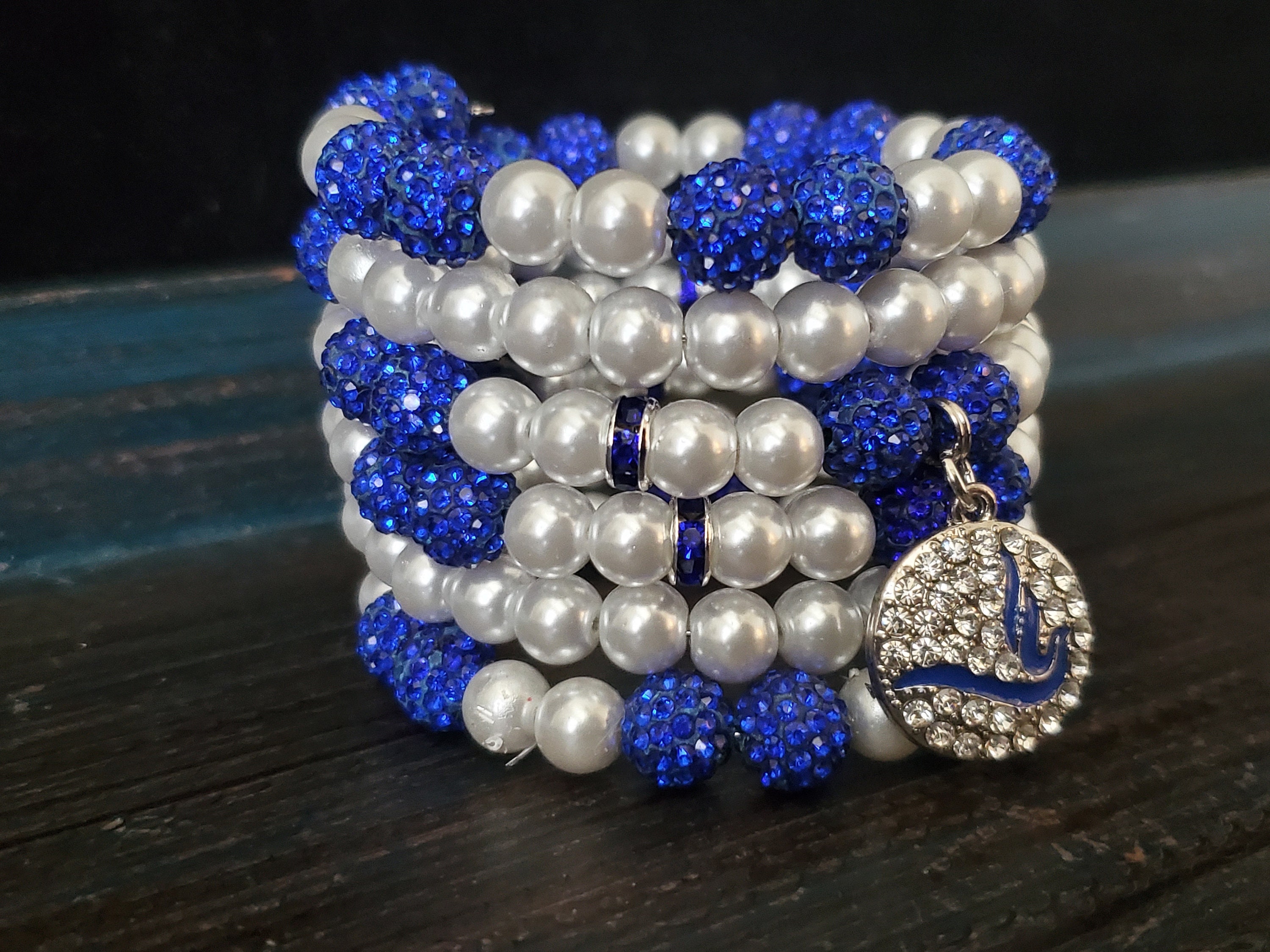 Pulsera de envoltura de perlas azul real y blanco, pila de pulsera de ...