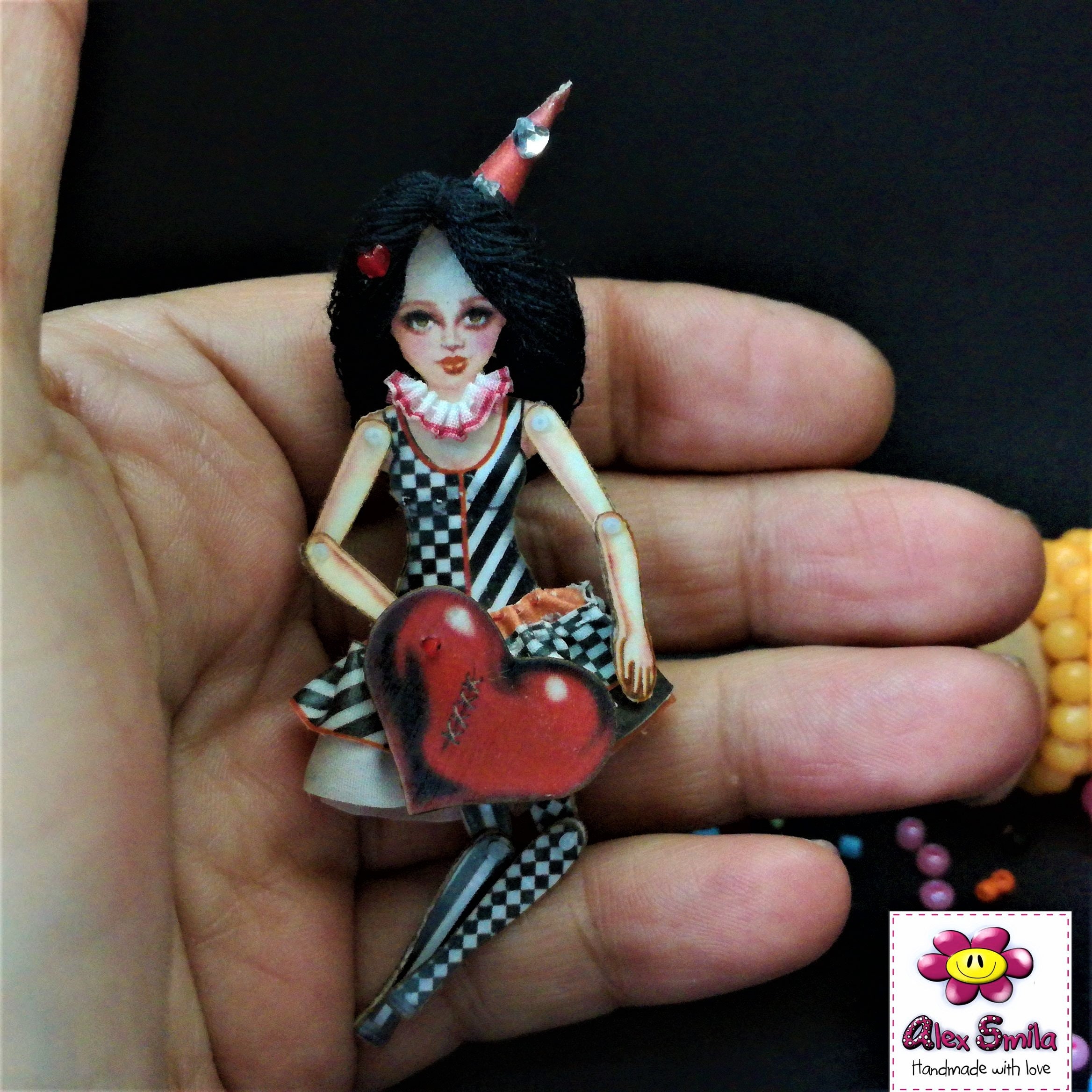 Colombian, Pierrot or Harlequindoll is Articulated Like a Paper Puppet ...