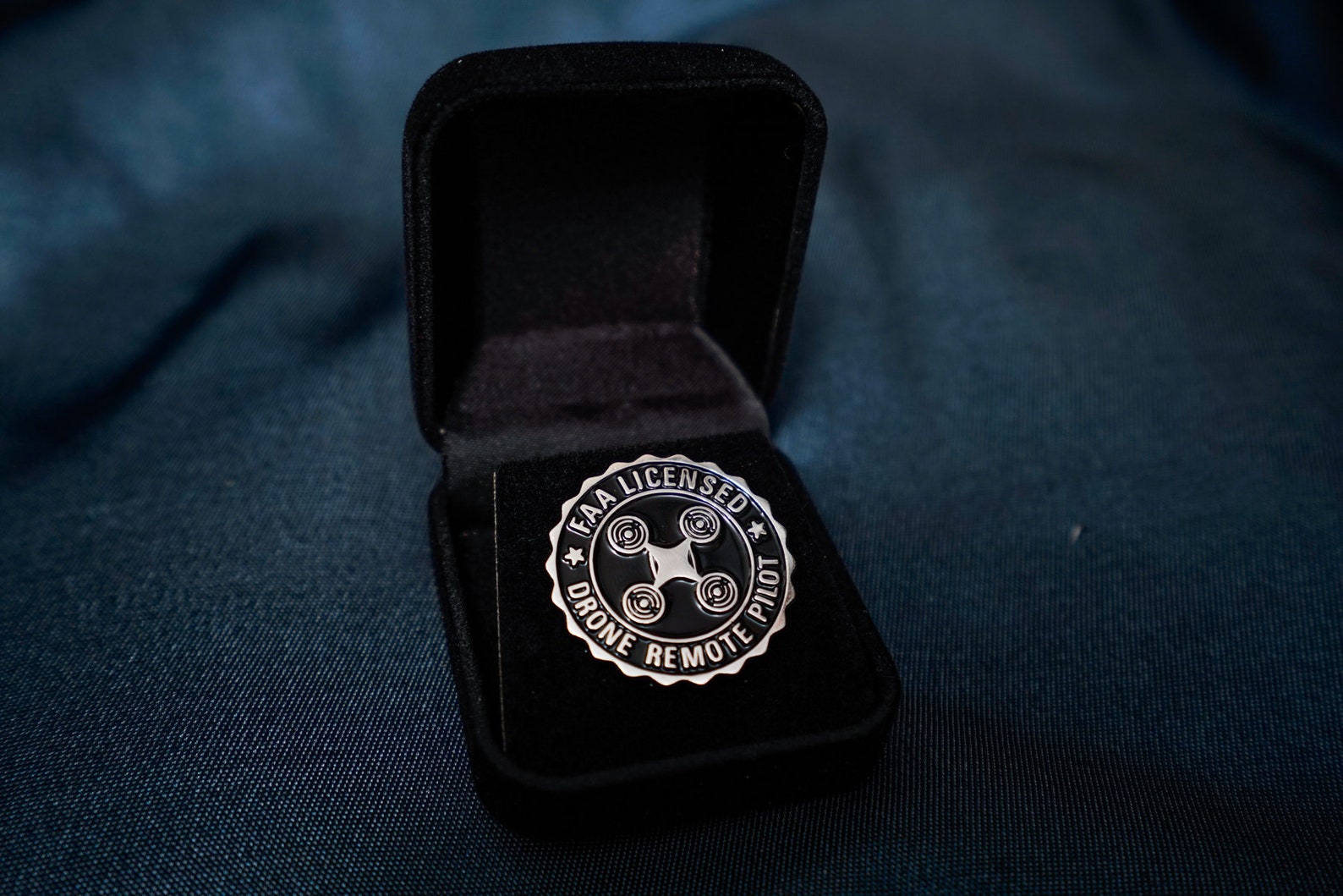 Small Silver Drone Accessories Lapel Pin FAA Licensed UAS Remote Pilot ...