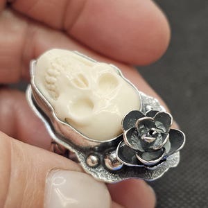Carved Bone Skull Ring. Memento Mori. Dia De Los Muertos - Etsy