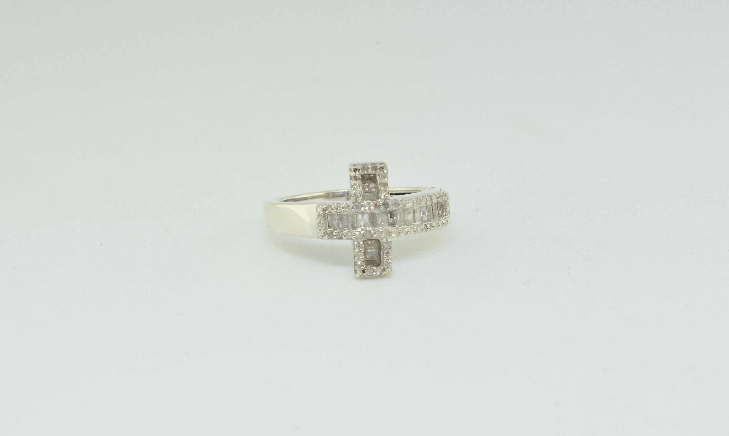 Silver Cross Ring With Diamonds - Etsy