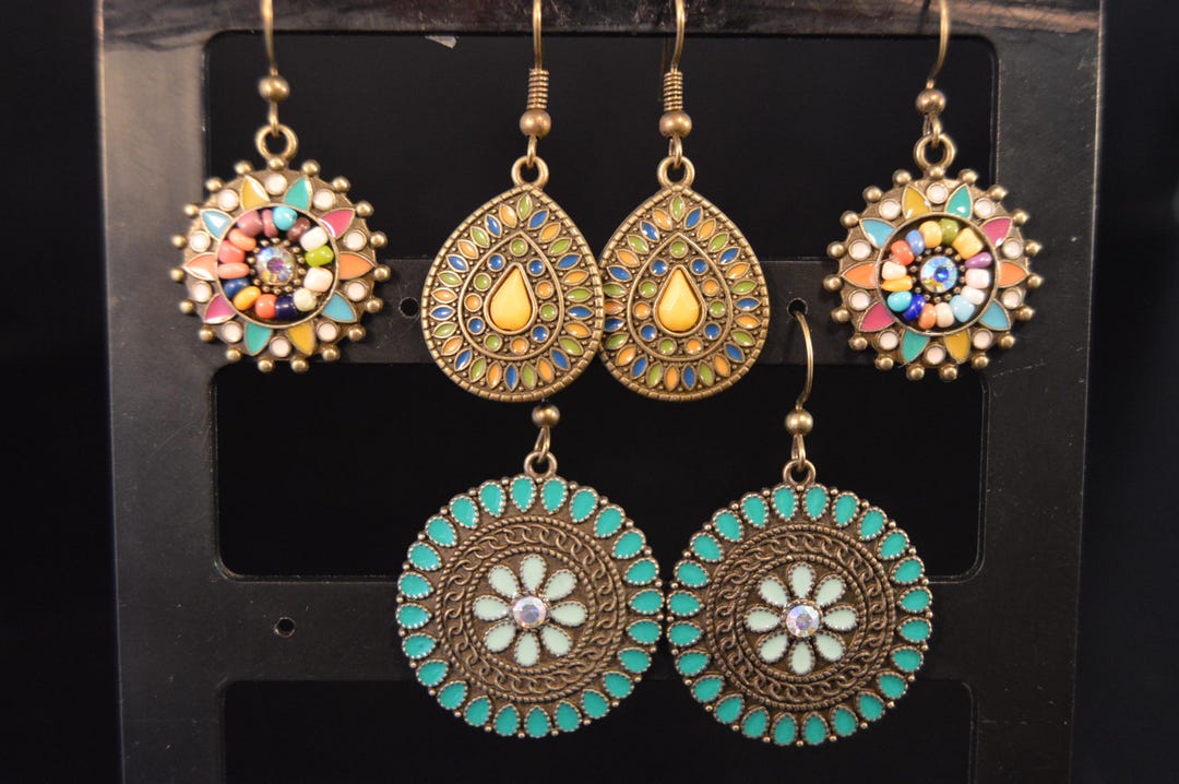 Three Pairs Vintage-look Assorted EARRINGS Fashion Jewelry Brand New ...