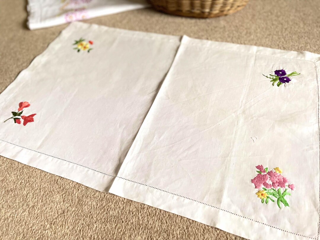 Vintage Embroidered Floral Table Centerpiece - Linen Tray Cloth - Etsy