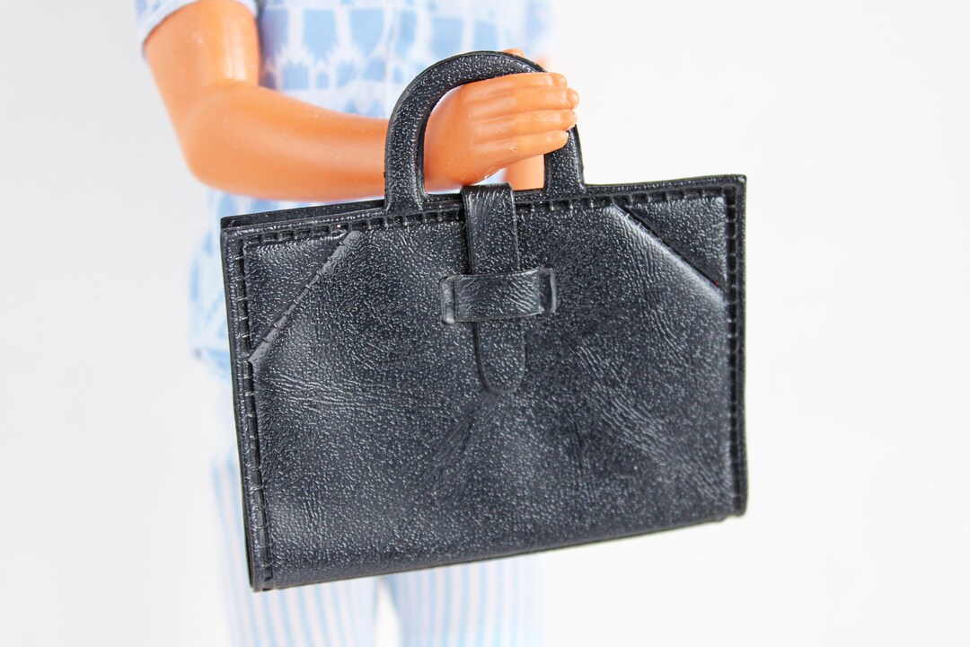 Barbie Modern Circle Ken Art Director Portfolio B2524, Barbie ...