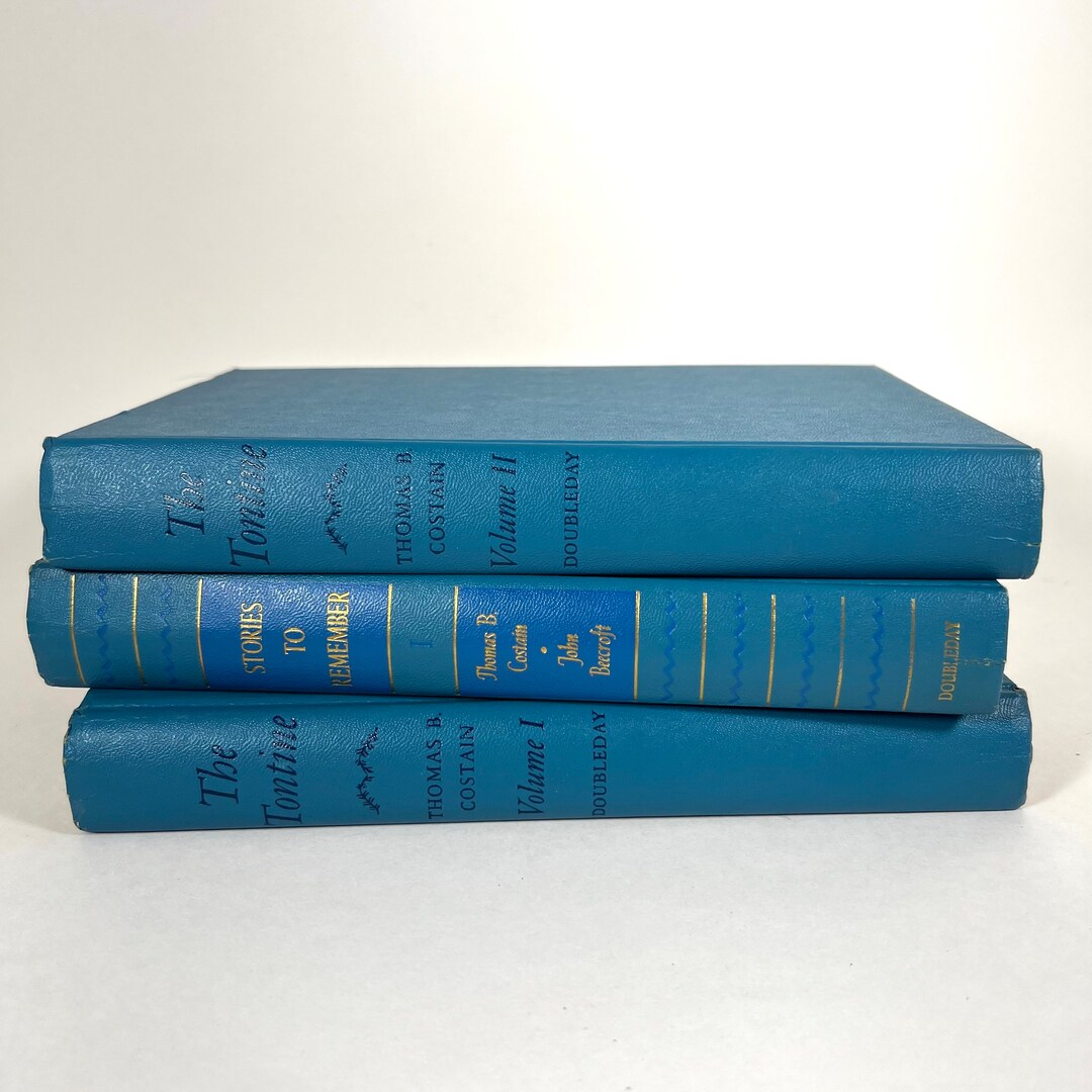 Small Stack of Vintage Cerulean Blue Books Modern Coastal - Etsy