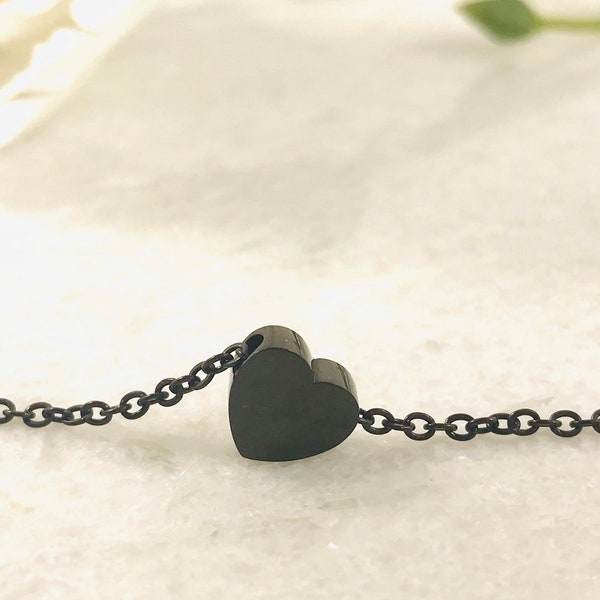 Black Heart Necklace - Etsy