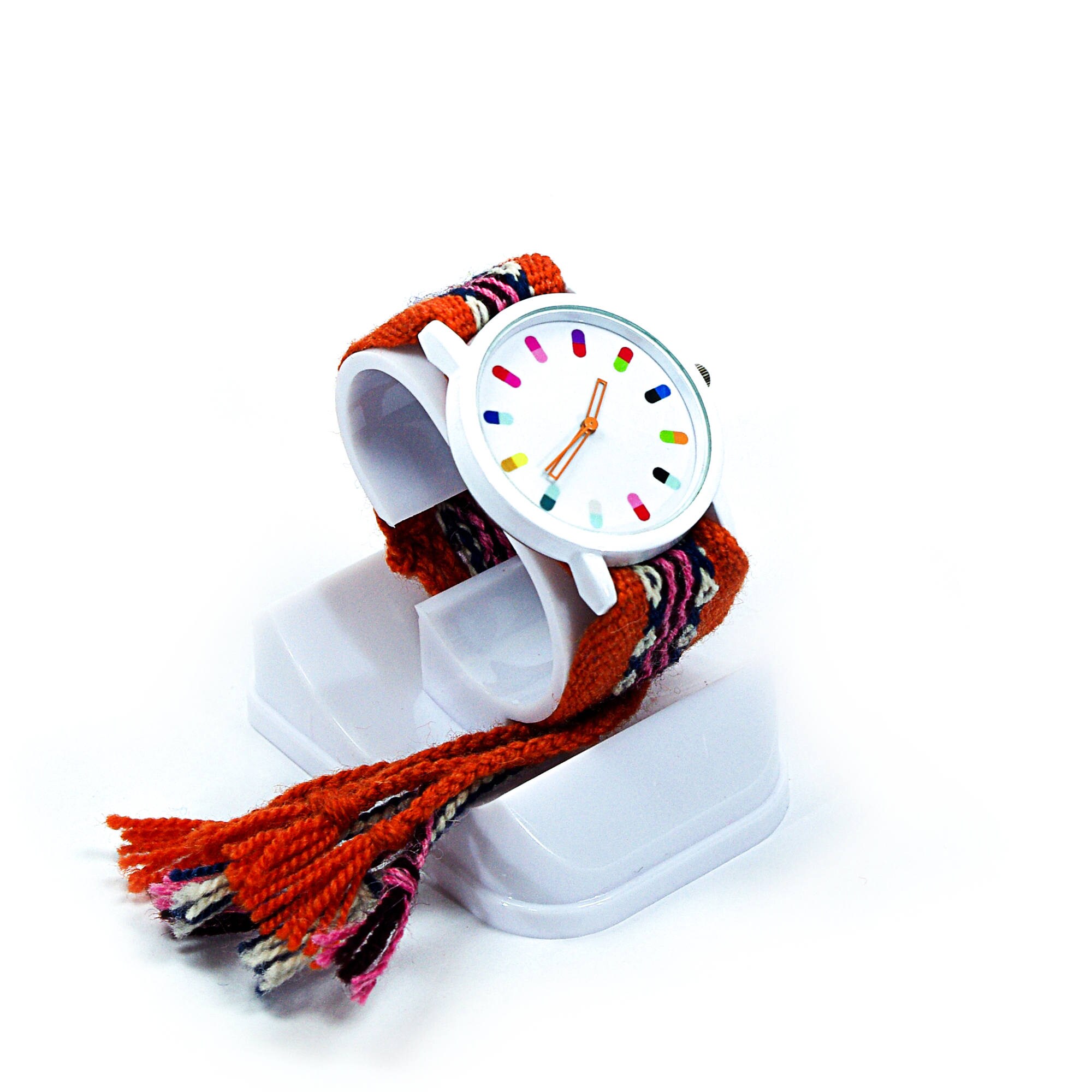 SOLIDARITY WATCH Helps PERUVIAN artisan empowerment - Etsy España