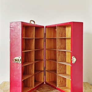 Vintage 16" WOODEN STORAGE BOX With Brass Hinged Lid, Clasp, and Handle ...