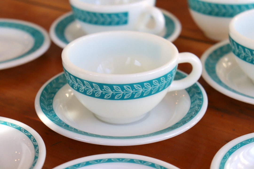 Lot of 13 Vintage Pyrex Laurel Band Turquoise Blue/teal Milk Glass ...