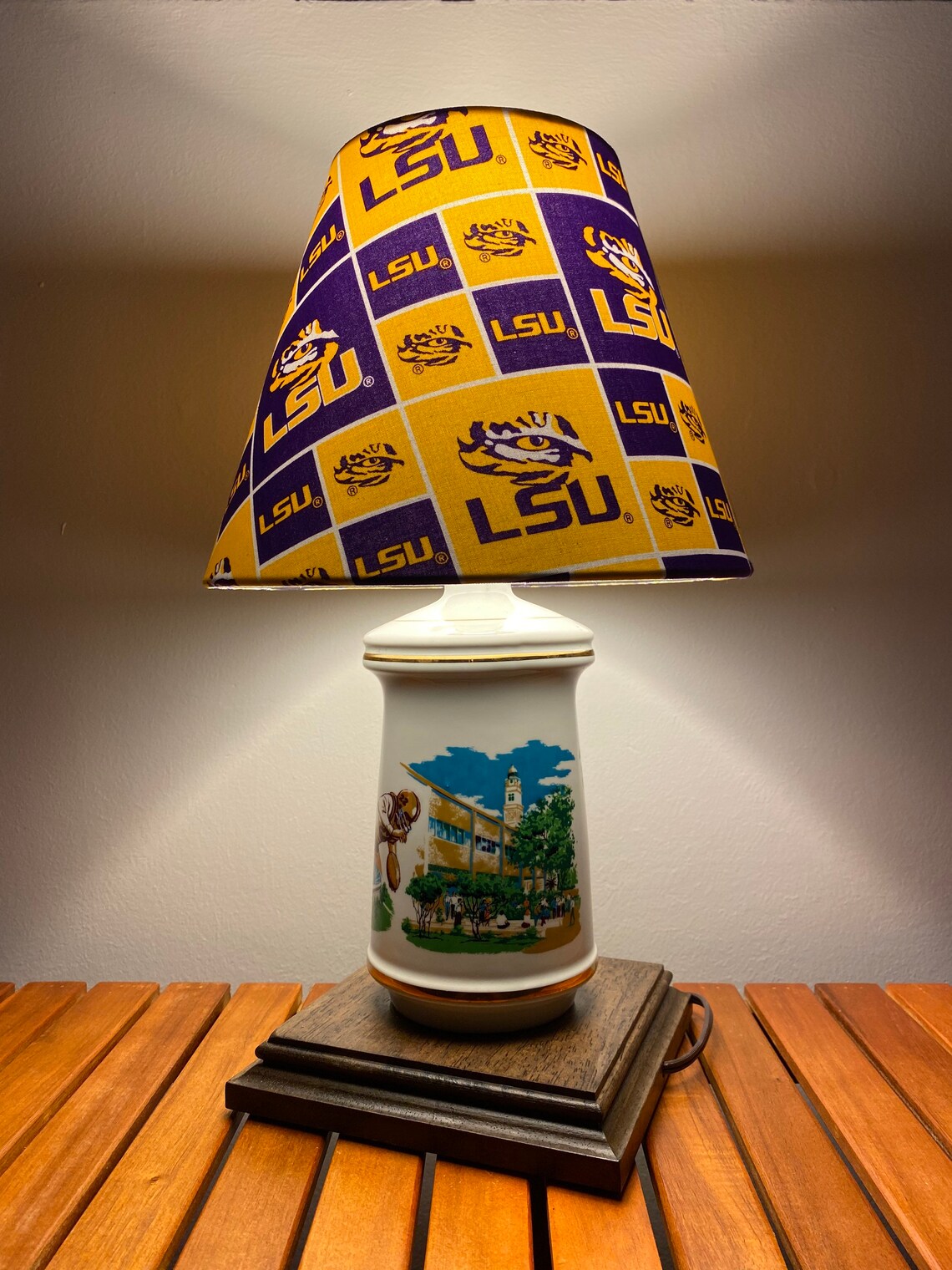 Louisiana State University LSU Bourbon Whiskey Decanter Lamp Geaux ...