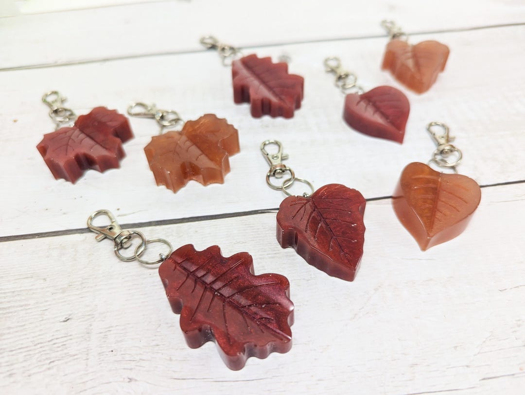 Autumn Leaf Keychain | Fall Bag Charm, Nature Lover Gift, Zipper Pull ...