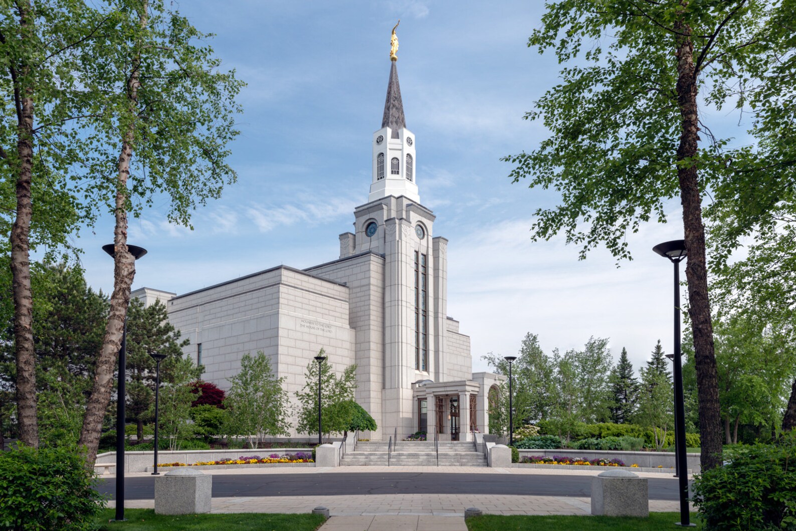 Boston Massachusetts Temple From the Side With Green Summer Foliage - Etsy