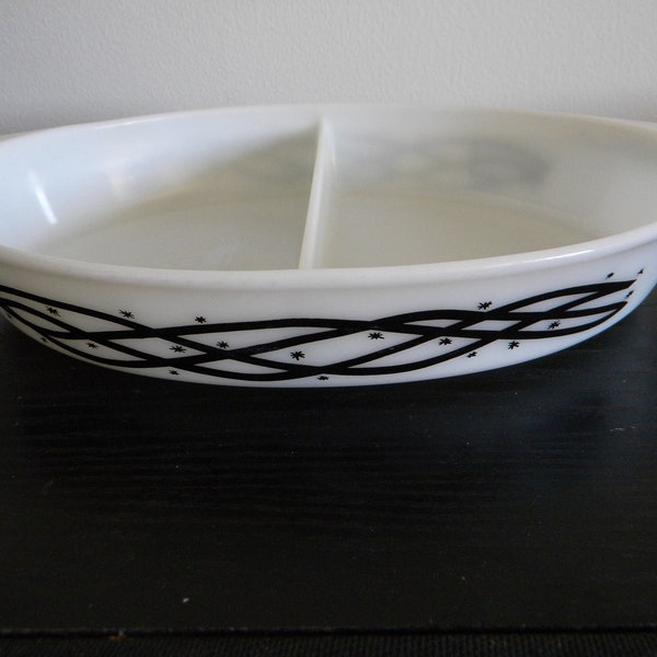 Pyrex Divided Dish - Etsy