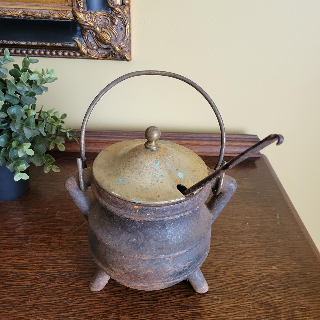 Vintage Antique Cauldron or Smudge Pot With Lid and Spoon. - Etsy