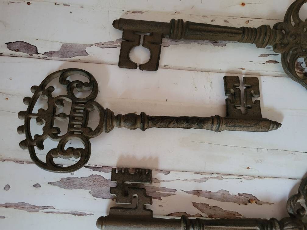 Set of Three Large Decorative Cast Iron Keys - Etsy