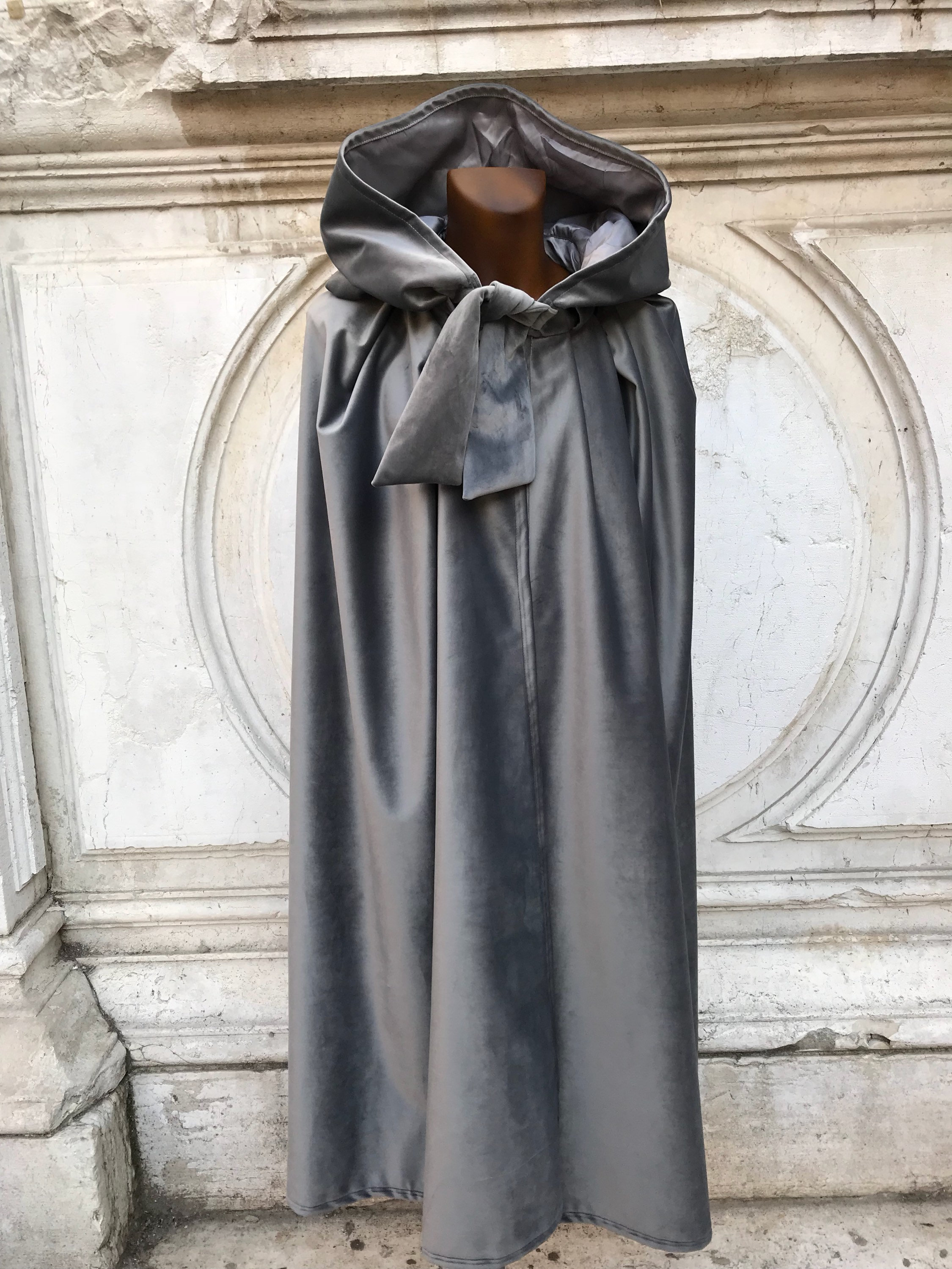 Venetian cloak satin-lined velvet Carnival Cloak Halloween | Etsy