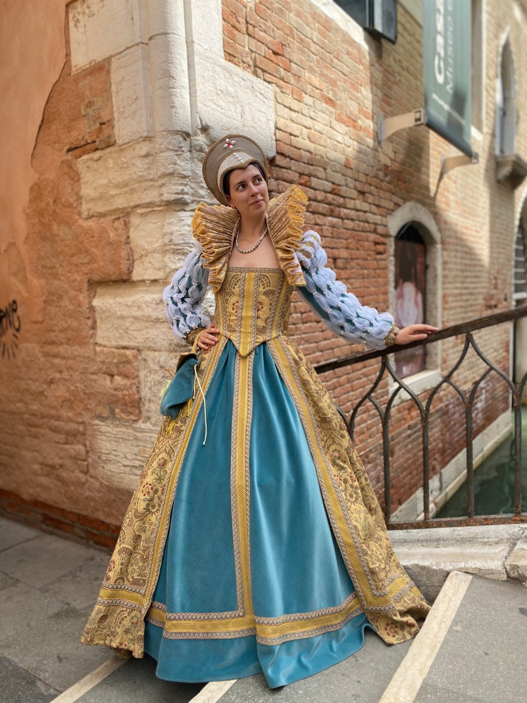 Historical Renaissance Costume, Women's, Period Costume, Carnival ...